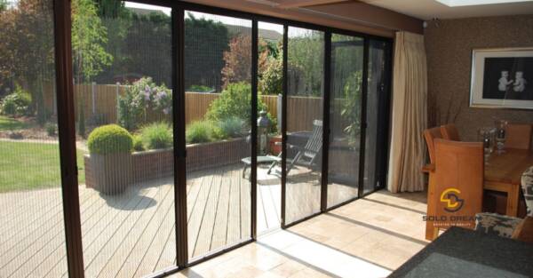 Fly Screens for Windows | Benefits | Types | Installation - Dreamfly Screen